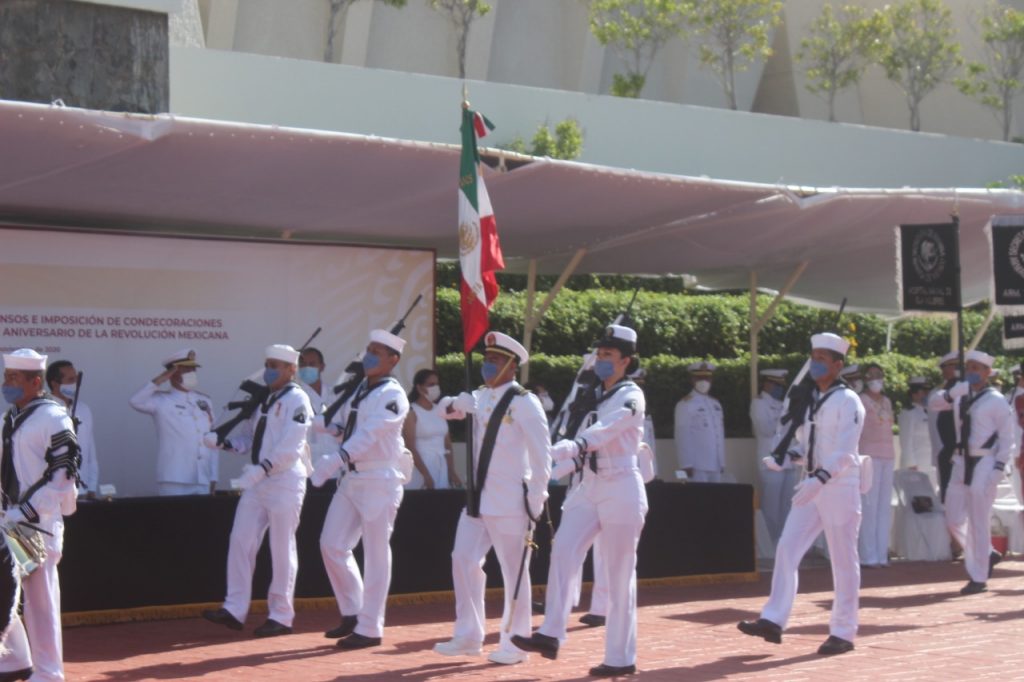 La Secretaría de Marina-Armada de México asciende al grado inmediato ...