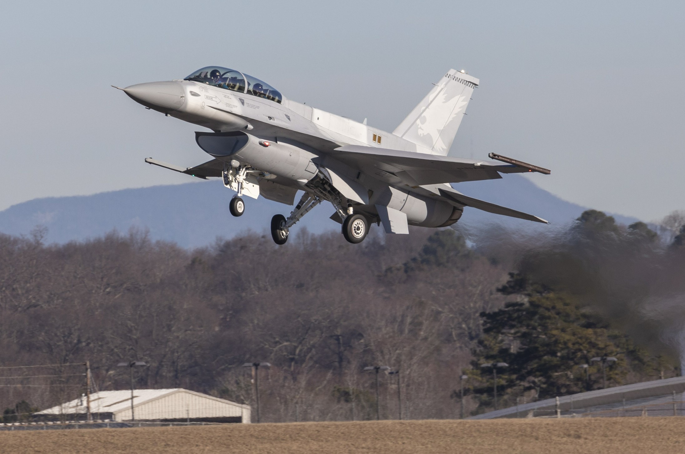 Primer Vuelo del interceptor F-16 Block 70 – México Aeroespacial